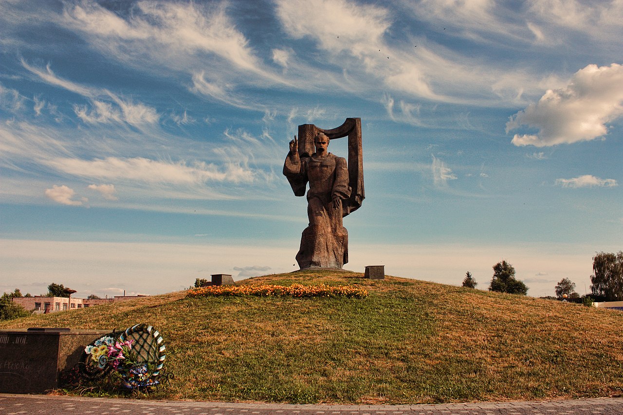 Monuments | Taras Shevchenko | Taras Shevchenko Museum